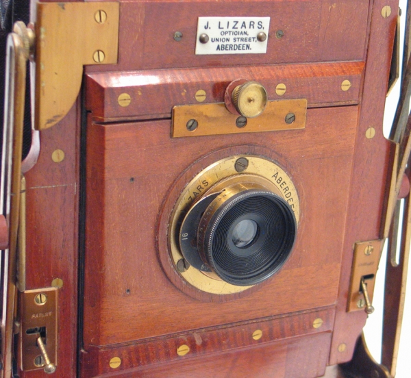 Sanderson half-plate field camera, - Peter Loy