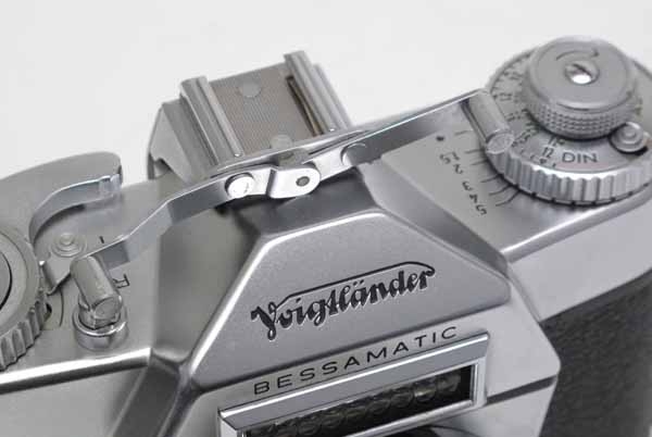 Voigtlander Bessamatic + 50mm 2.8 Color-Skopar + left-handed release ...